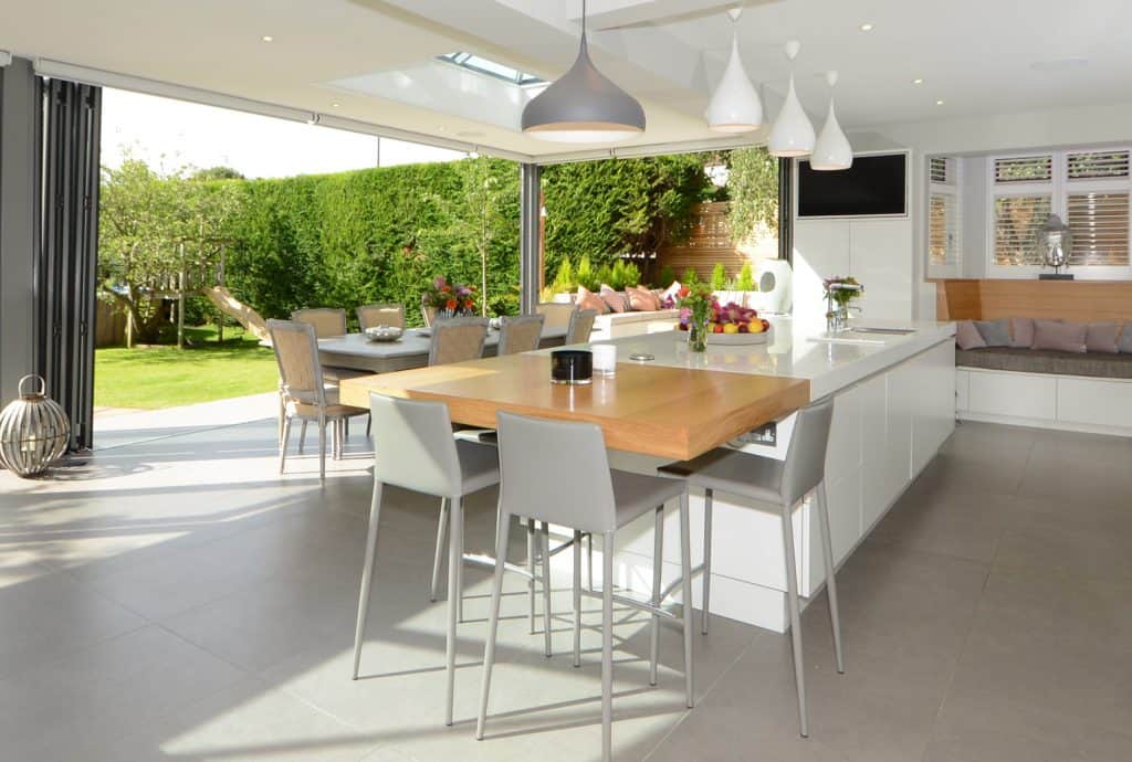 Case Studies: Kingsgate House | Express Bi-Folds