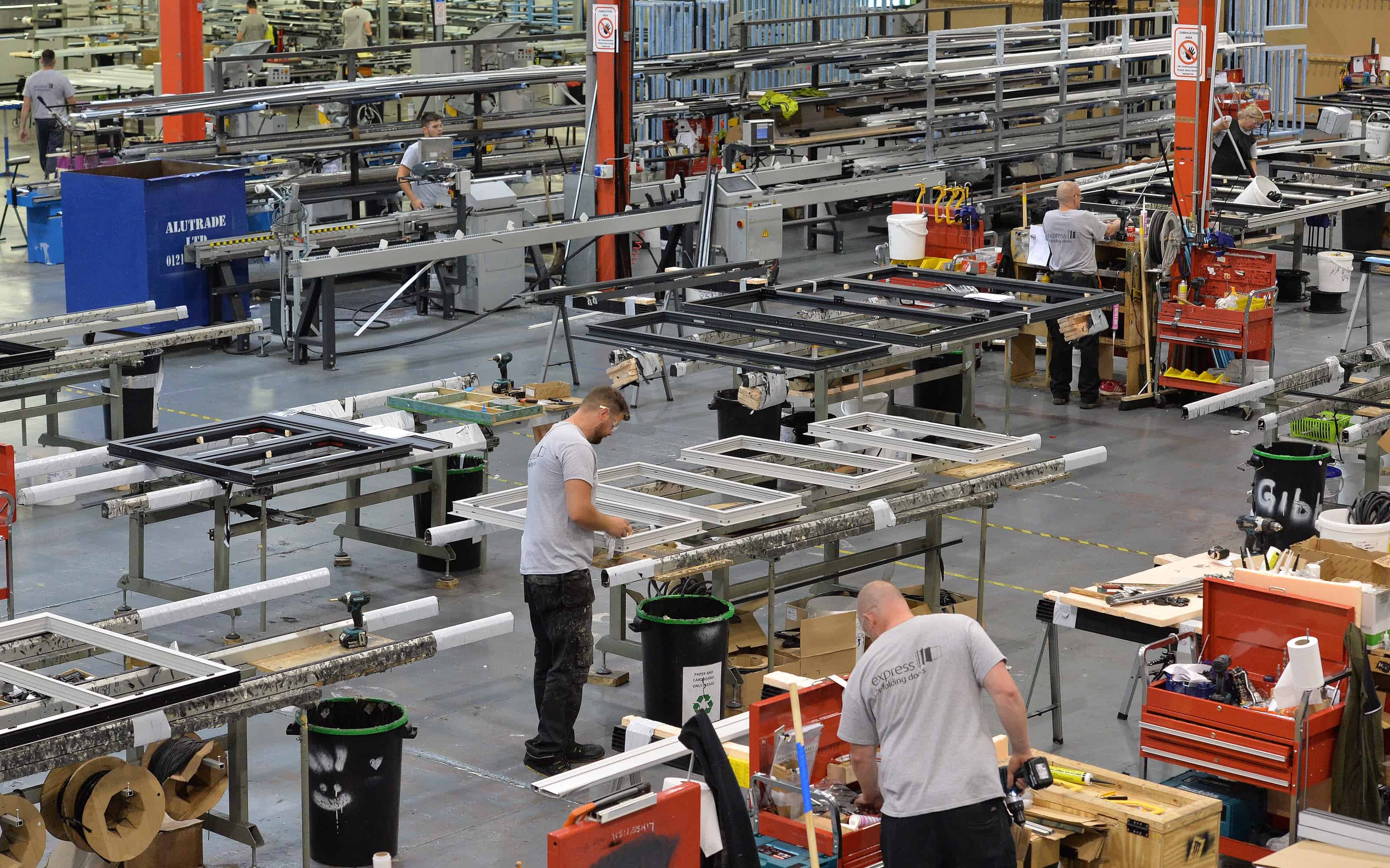 The Benefits of Express | Why Choose Us? | Express Bi-Folds