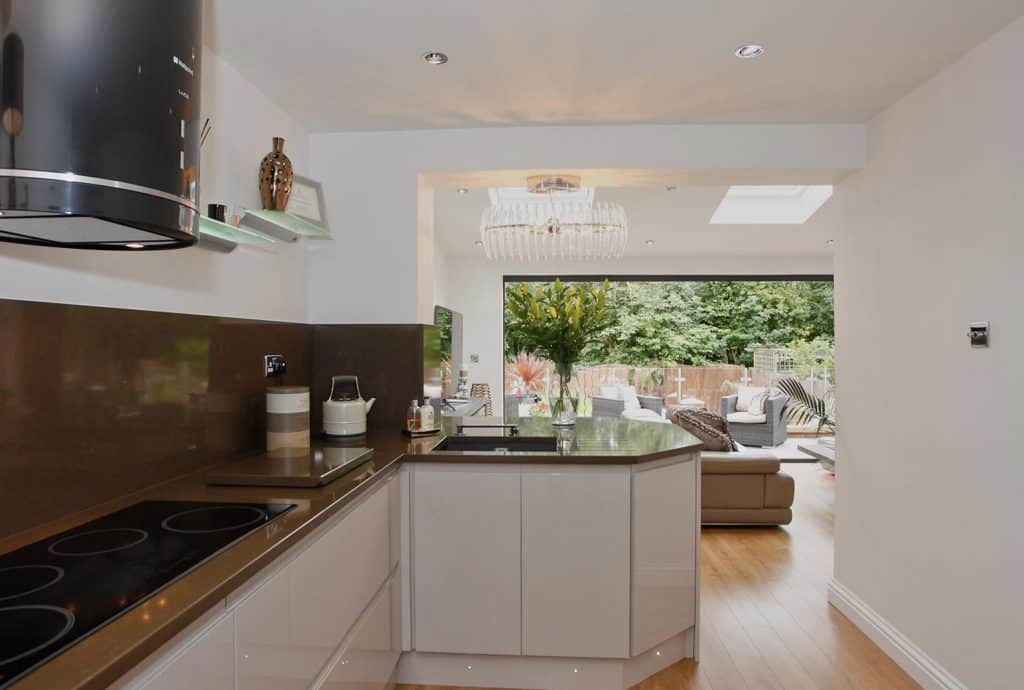 Case Studies: Single Storey Extension | Express Bifolds