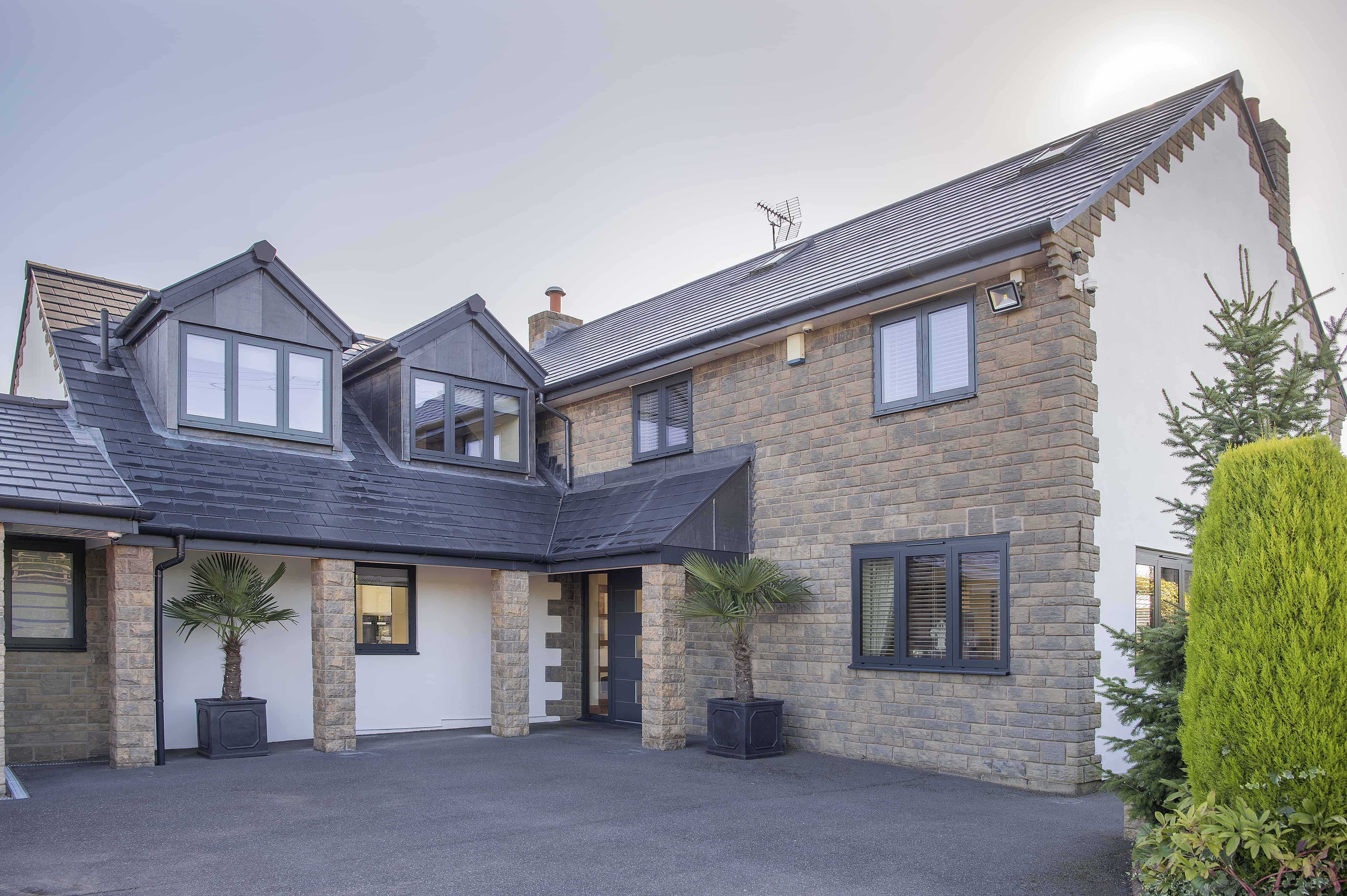 Case Studies: Coal Aston Farm | Express Bi-Folding Doors