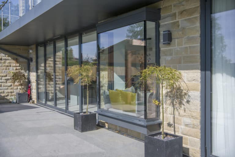 A Beginner's Guide to Oriel Windows