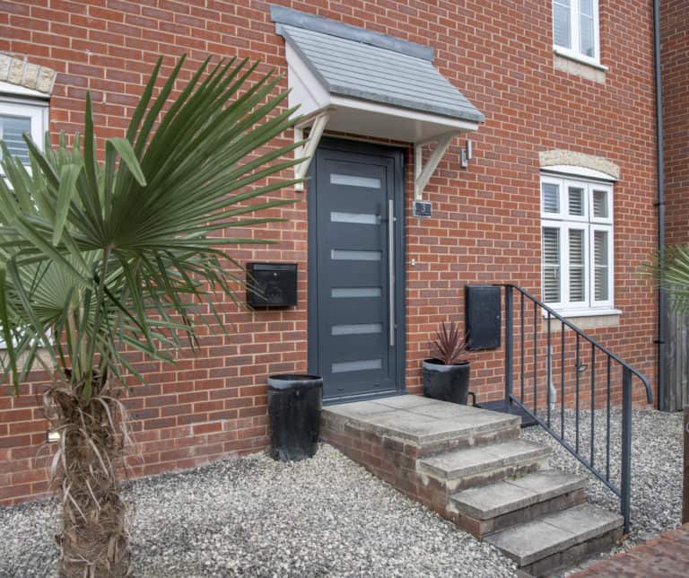 Aluminium Front Doors | Modern Entrance Doors | Express Bi-folds