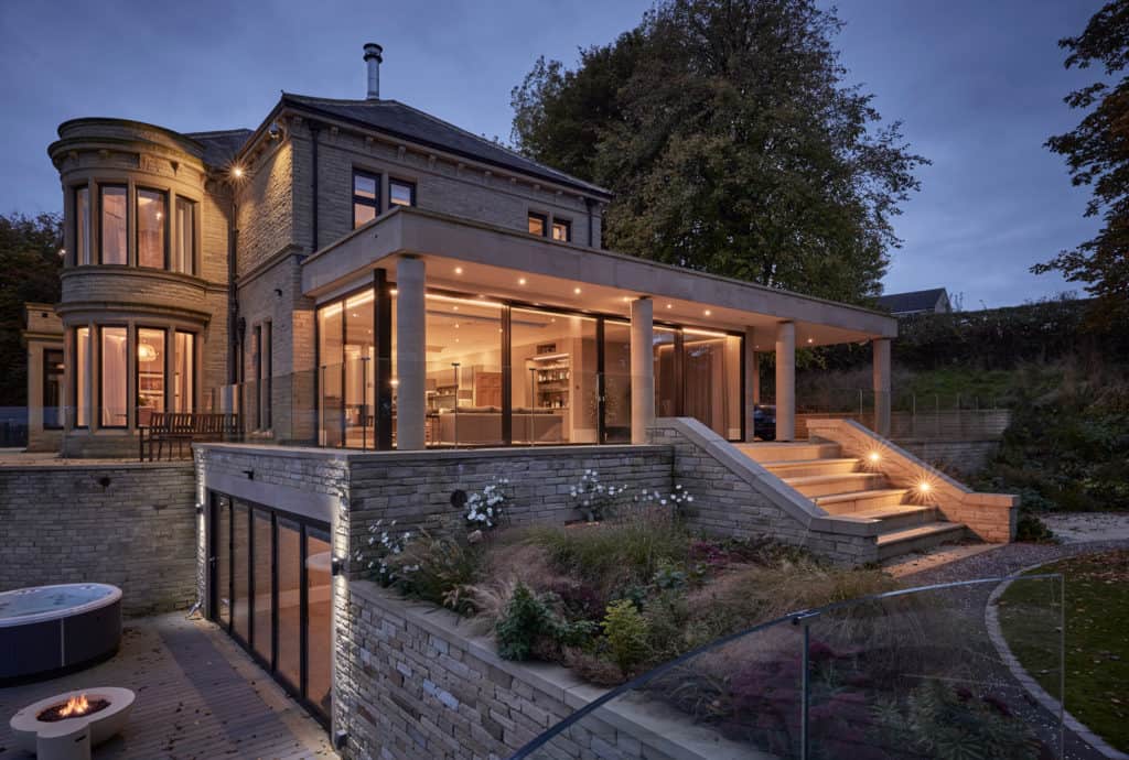 Case Studies: Lonewood House - Baildon | Express Bi-Folds