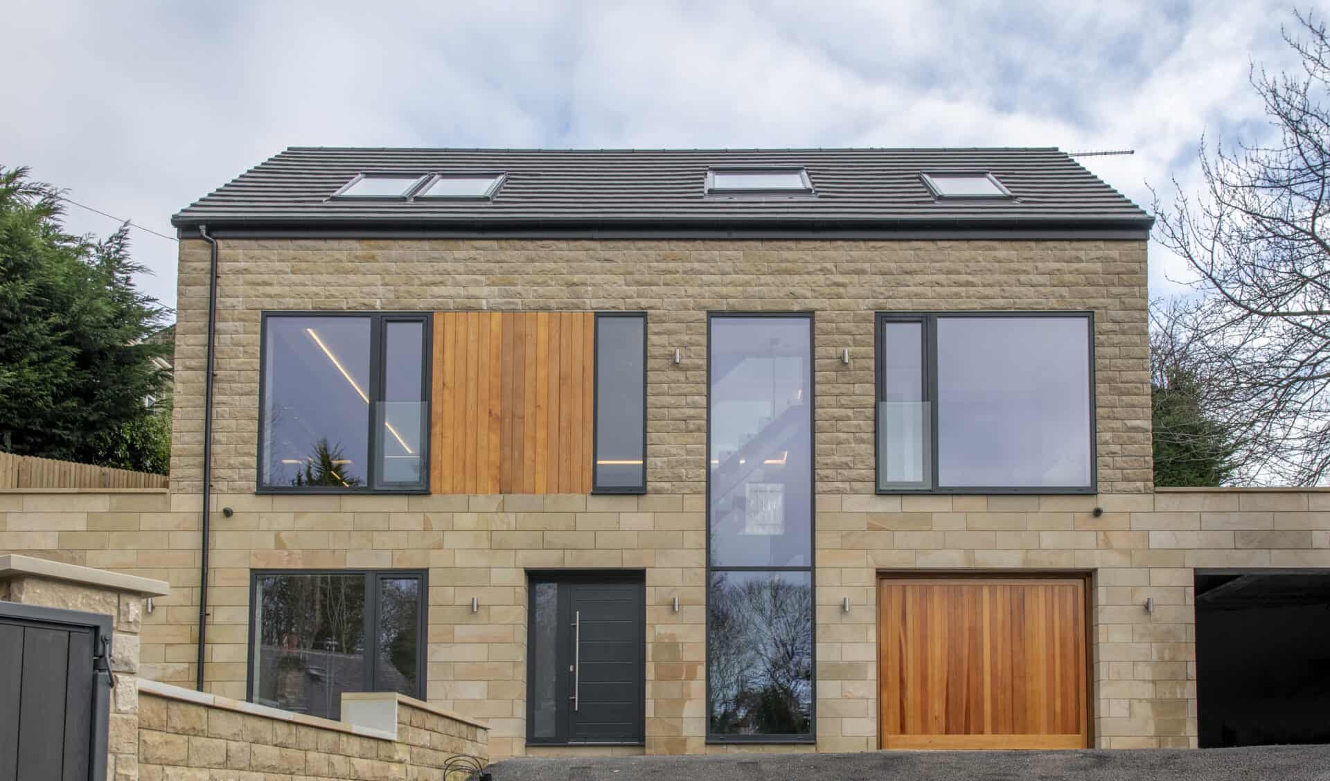 Express Bi-Folding Doors | Bespoke Aluminium Windows & Doors